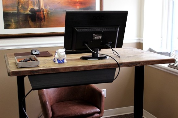 In Review: The UPLIFT Stand Up Desk w/ Reclaimed Wood Top