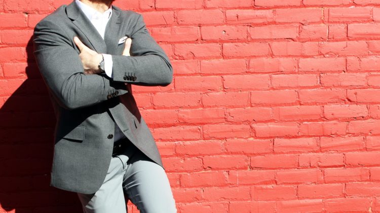 How To Sweat Less – 10 Tips for perspiring less while dressed to impress