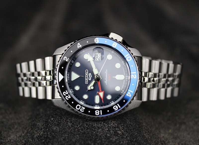 Double Time: The Affordable Two Watch Collection – Under $1000