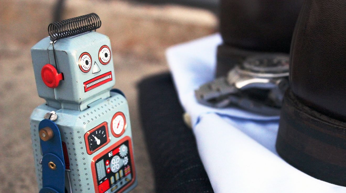 The problem with AI, algorithms, and robots trying to sell us clothes