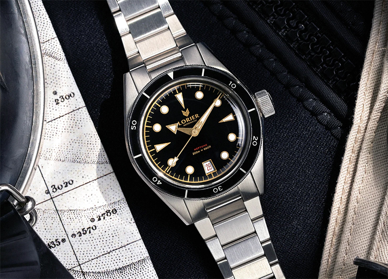 Lorier Neptune Restock, a Super-Casual Warm Weather Uniform, & More ...