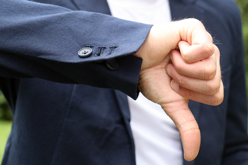 In Review: The Old Navy Twill Built-In Flex Blazer