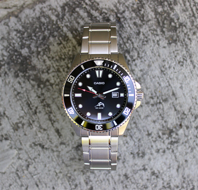 In Review: Casio Duro Marlin Stainless Steel Bracelet MDV106 Dive Watch