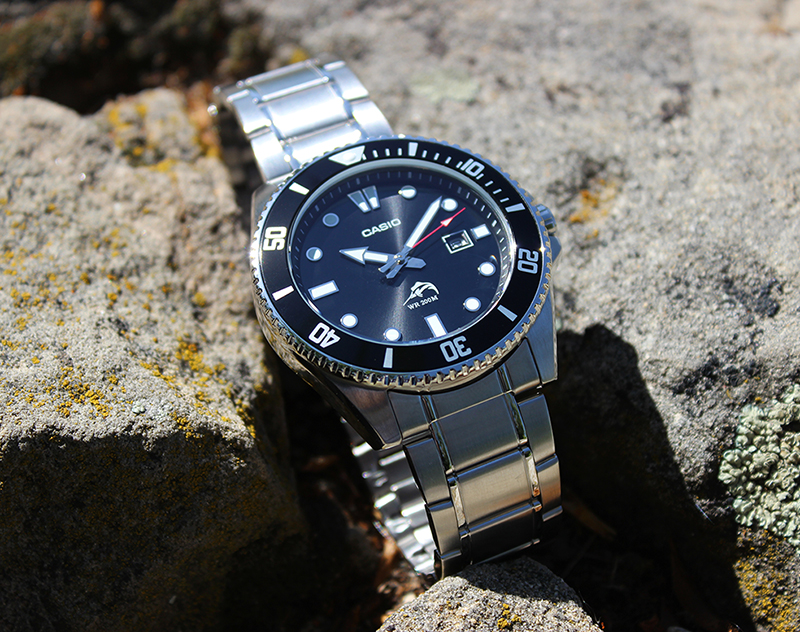In Review: Casio Duro Marlin Stainless Steel Bracelet MDV106 Dive Watch